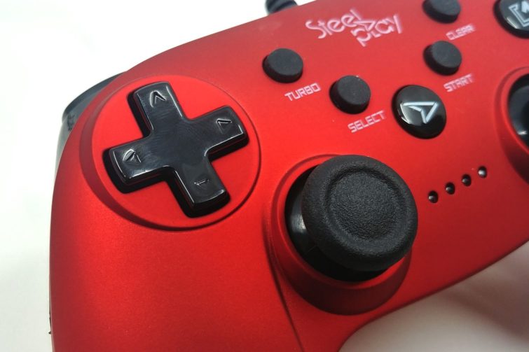Mini Test : gamepad Steelplay Wired Controller, on excuse tout à 14 euros