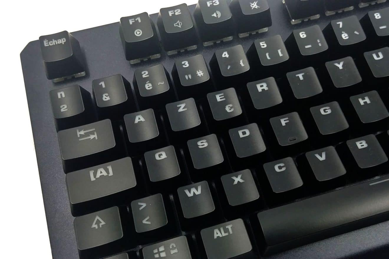 Mini Test : clavier Strike 4, un retour mitigé pour Mad Catz