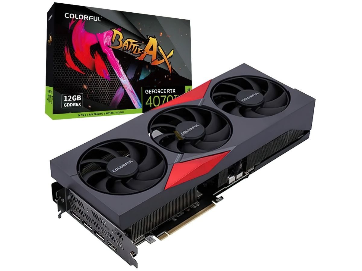 La carte graphique Gigabyte GeForce RTX 4070 Ti Aero se montre